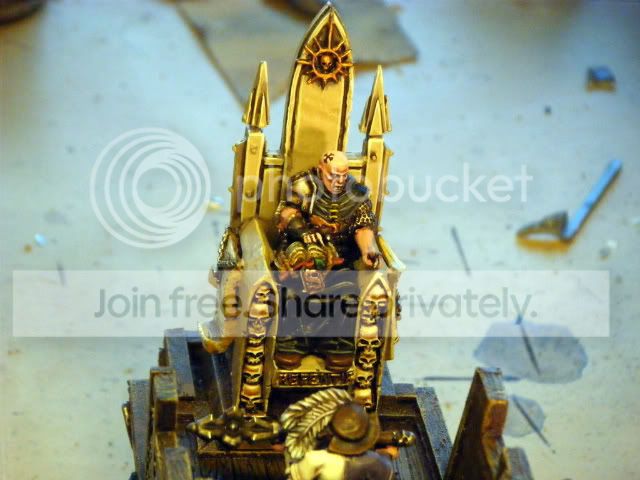 Gathering of war altars